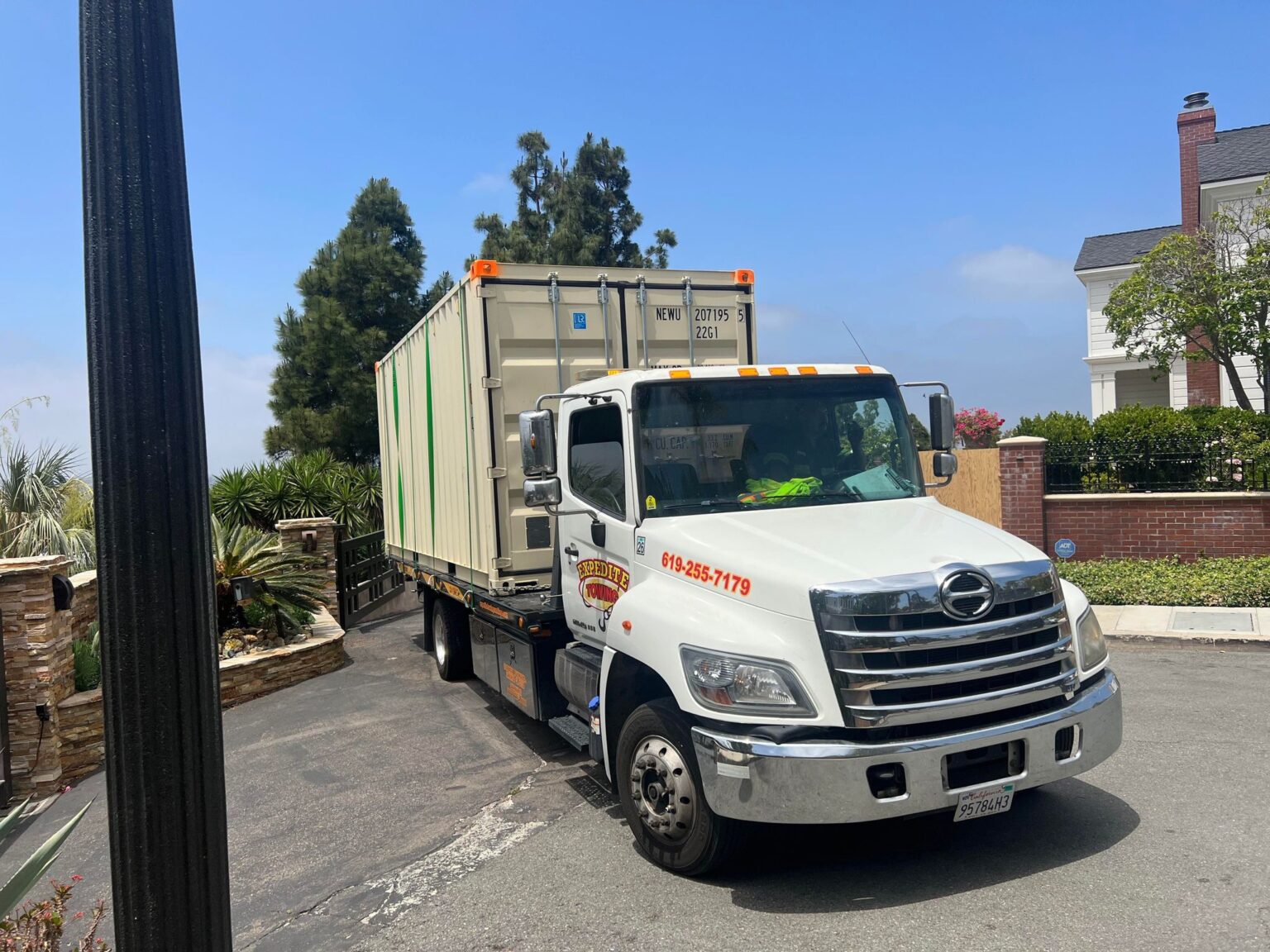 Shipping Containers Transportation: 4 Basics First Timers Need To Know ...